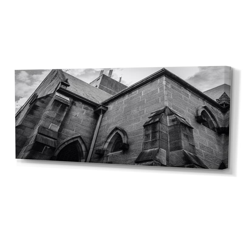 Designart Gothic Architecture Building In Black And White Vintage Canvas Wall Art Print Bed