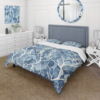 Designart "Windy white and Blue tree beauty III" Tree Bedding Cover Set ...