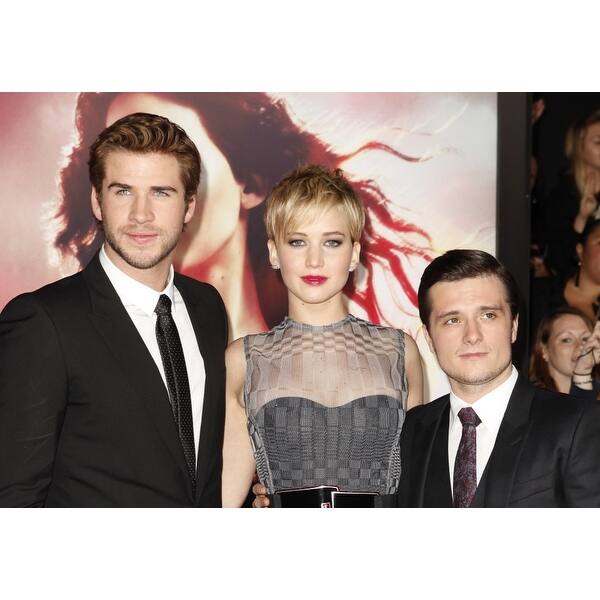 Liam Hemsworth Jennifer Lawrence Josh Hutcherson At Arrivals For The ...