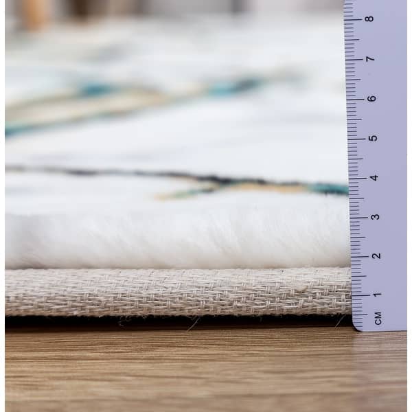 Luxury Collection White/Blue 5x7 Area Rug - 5' X 7' - Bed Bath & Beyond ...