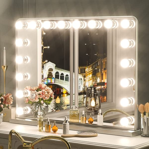 what is a makeup mirror