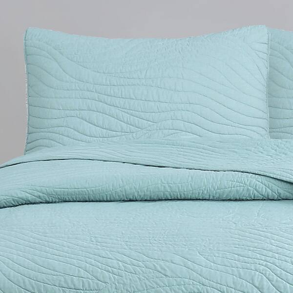 Calista Quilt Set - Bed Bath & Beyond - 38367123