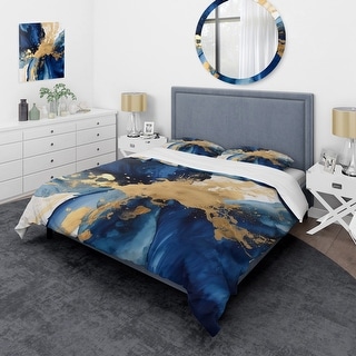 Designart "Dark Blue and Gold Strokes VIII" Blue Modern - Bedding Cover ...