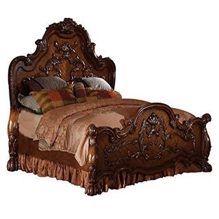 Traditional California King Bed with Claw Feet and Carved Details ...