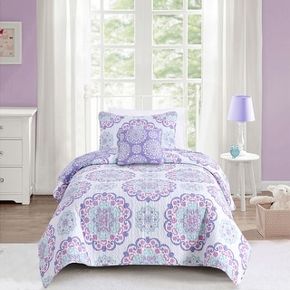 Vivian Lilac Medallion Cotton Reversible Quilt Set with Throw Pillow ...