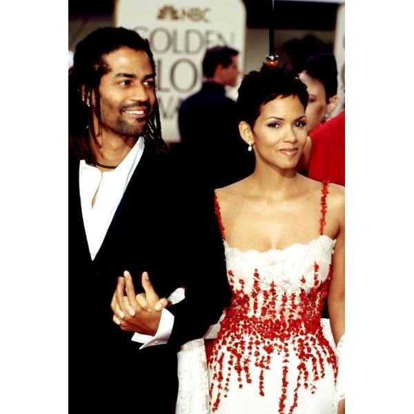 Halle Berry And Companion Arriving At The Golden Globe Awards January ...