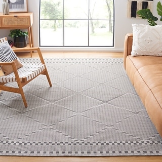 SAFAVIEH Augustine Rixta Trellis Fringe Rug - Bed Bath & Beyond - 36257242