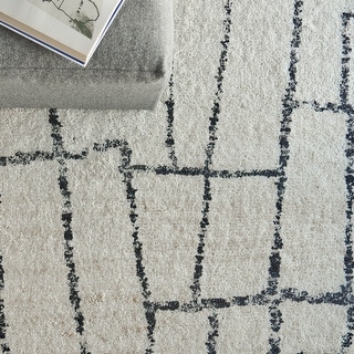 EXQUISITE RUGS Tahoe Hand-knotted Wool Ivory/Black Area Rug. - Bed Bath ...