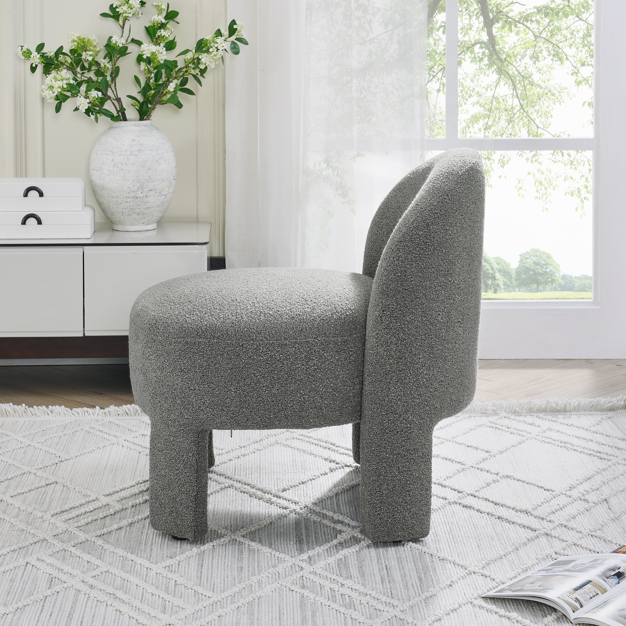 Accent chair with lumbar support store