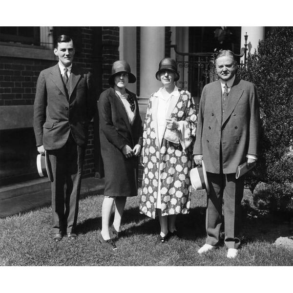 Herbert Hoover Jr History - Bed Bath & Beyond - 24386280