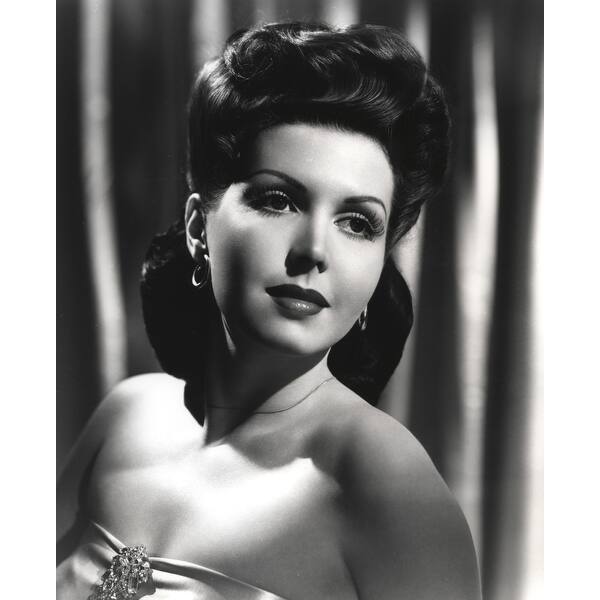 Ann Miller's Instagram, Twitter & Facebook on IDCrawl