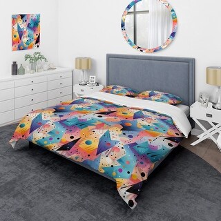 Designart "Multicolor Funky Cool Geometric Shapes Pattern" modern bed ...