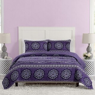 Tranquil Medallion Quilt Set - Bed Bath & Beyond - 38974347