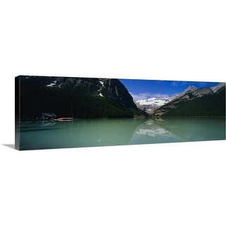 "Reflection of mountains in water, Lake Louise, Banff National Park ...