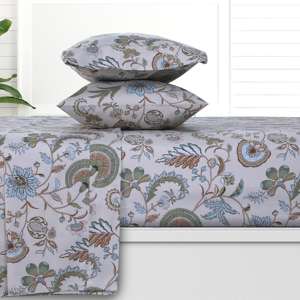 off white patterned sheets