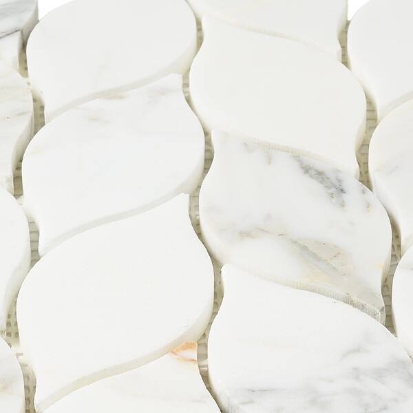 Calacatta Marble Leaf Honed Mosiac Tile - Bed Bath & Beyond - 37076364