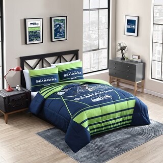 Seattle Seahawks NFL Licensed "Crosser" Comforter & Sham Set - Bed Bath ...