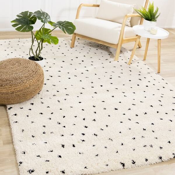 Miley Collection - Cream/Black Dot to Dot Rug - Bed Bath & Beyond ...