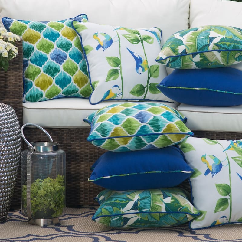 Curious Birds 17-inch Outdoor Throw Pillow (Set of 2) - 17x17 - On Sale ...