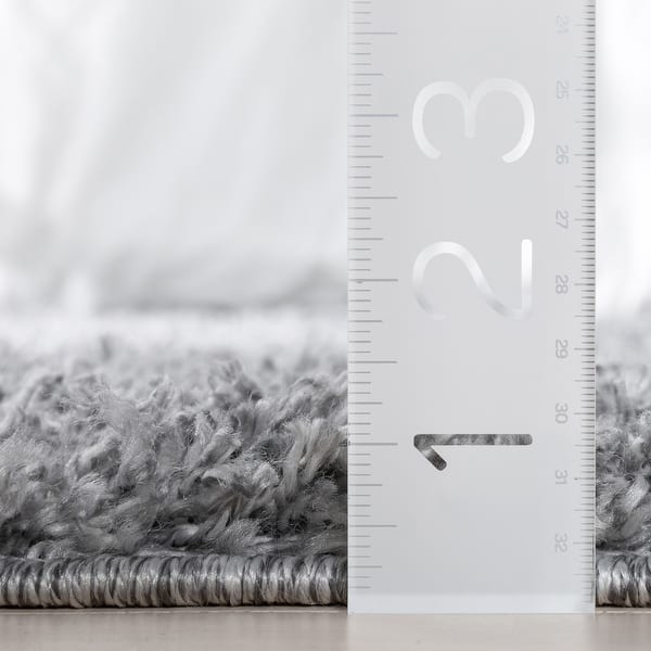 Well Woven Elle Basics Emerson Plain Shag Area Rug - Bed Bath & Beyond ...