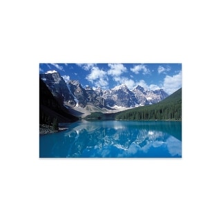 Valley Of The Ten Peaks & Moraine Lake, Banff National Park, Alberta ...