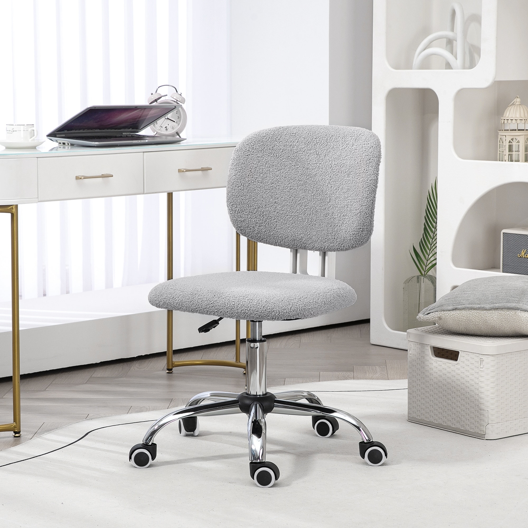 Small desk chair for bedroom store