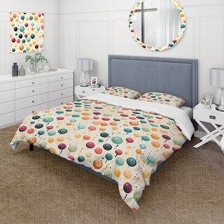Designart "Playful Pop Art Polka Dots II" Modern Bedding Cover Set With ...