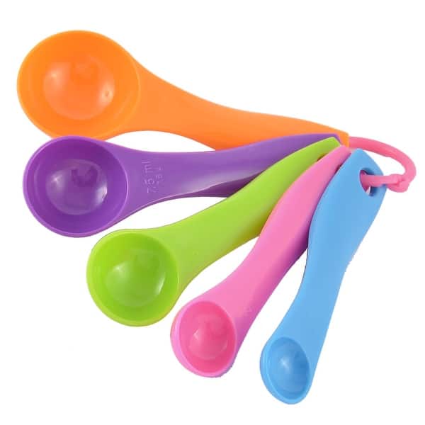 liquid and solid measuring spoons