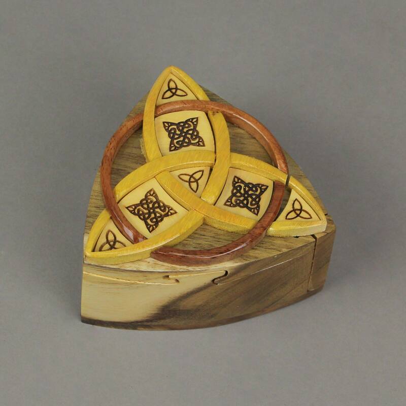 Triquetra Celtic Knots Hand Crafted Wooden Trinket/Puzzle Box - 2.5 X 4 ...