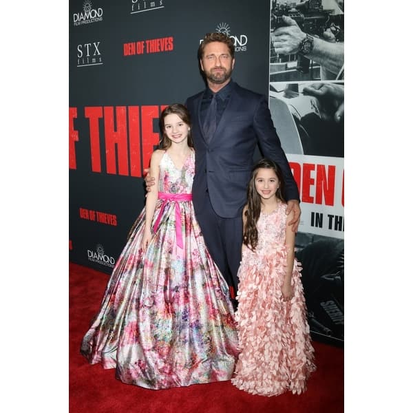 Elle Whitfield Gerard Butler Madelyn Lazar At Arrivals For Den Of ...