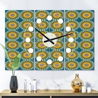 Designart 'Retro Circular Pattern I' Oversized Mid-Century wall clock ...