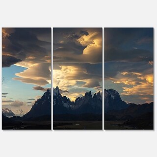 Designart - Torres del Paine National Park - Landscape Glossy Metal ...