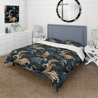 Designart "Gilded Luxe Paisley Pattern II" paisley Bedding Cover Set ...