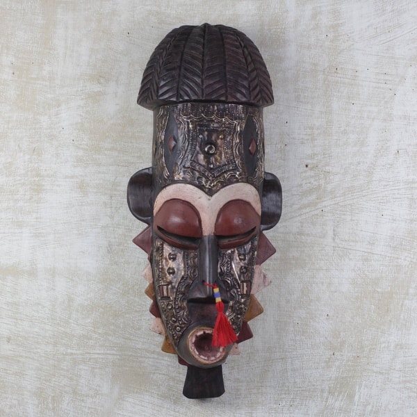 Handmade Ghanaian wood mask (Ghana) - Bed Bath & Beyond - 32530965
