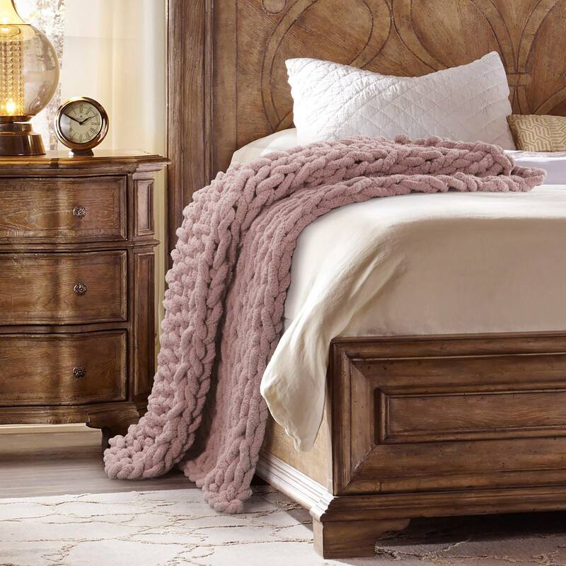 Donna Sharp's Chunky Chenille Polyester Throw - Overstock - 31417885