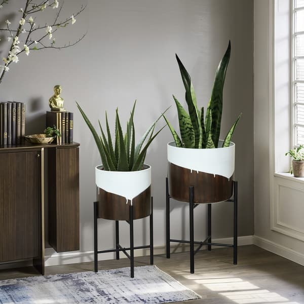 2-Piece White and Brown Metal Cachepot Planters Set with Black Stands ...