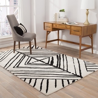 Nikki Chu Bohemian & Eclectic Accent Viscose Area Rug | Overstock.com