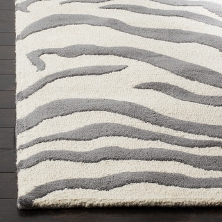 SAFAVIEH Handmade Soho Demetrina Tiger N.Z. Wool Rug - On Sale - Bed ...