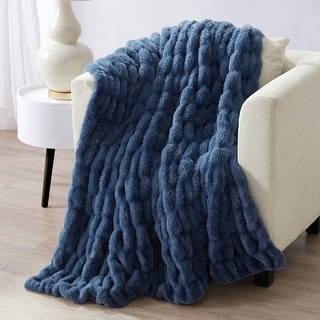 Tahari Home Isla Faux Fur Throw Blanket - Bed Bath & Beyond - 35533148