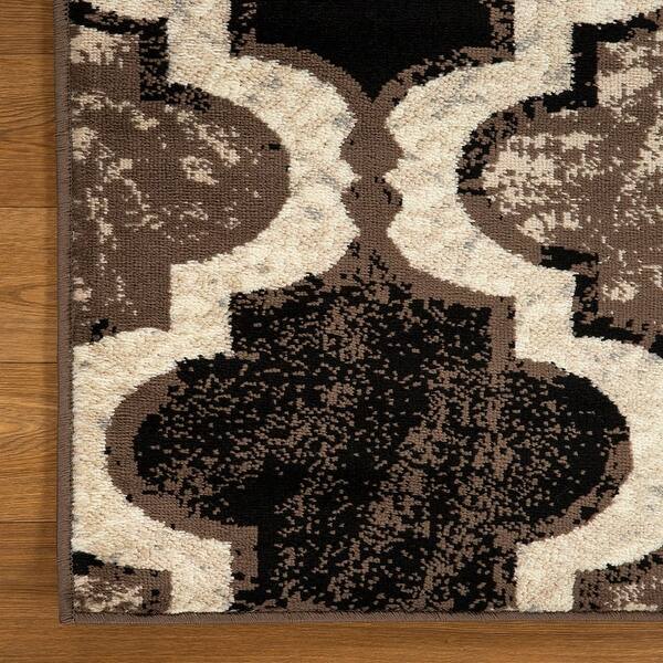 quatrefoil pattern rug