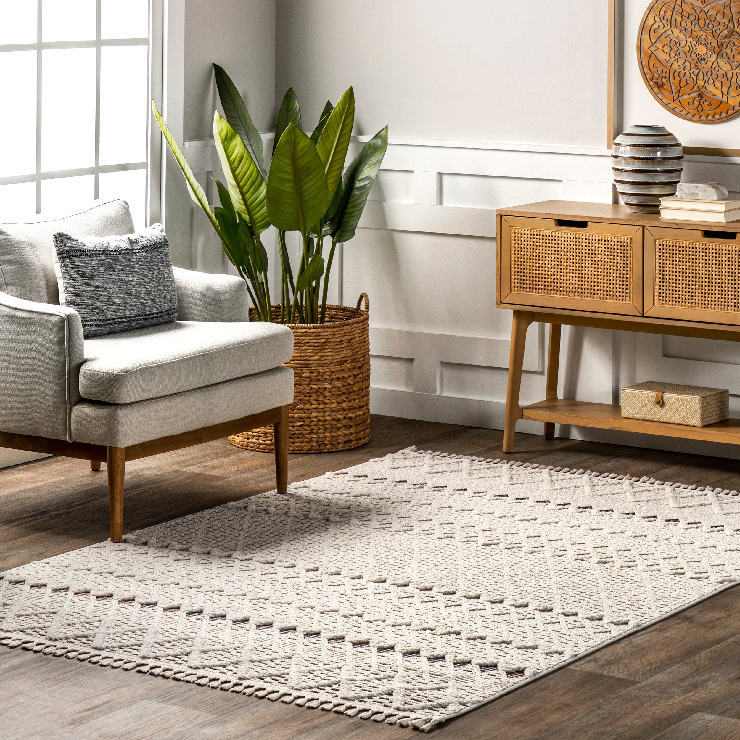 Brooklyn Rug Co Elena Moroccan Lattice High/Low Tasseled Area Rug - Bed ...