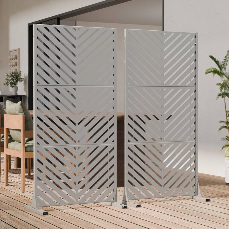 Outdoor Privacy Screen Metal Privacy Fence with Chevron Design ...