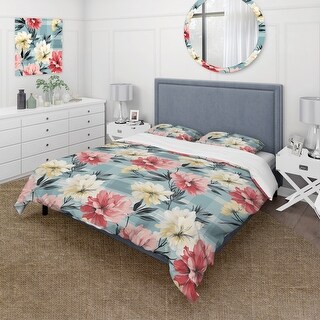 Designart "Contemporary Clan Pla" Modern Bed Cover Set With 2 Shams ...