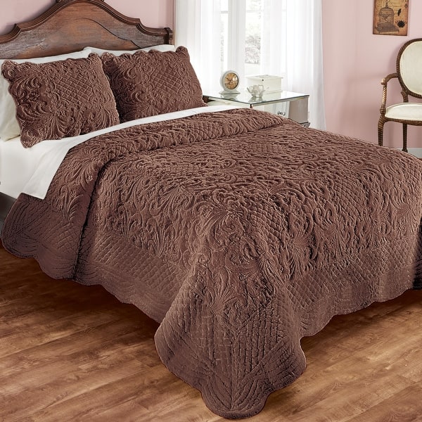 Elegant Scroll and Lattice Pattern Ultra Soft Fake Fur Quilt - On Sale ...