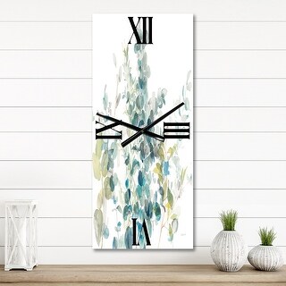 Designart 'Eucalyptus Natural Element' Traditional wall clock - Bed ...