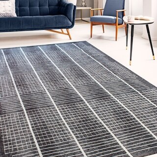Kylie Collection - Grey Grid Pattern Rug - Bed Bath & Beyond - 32912190