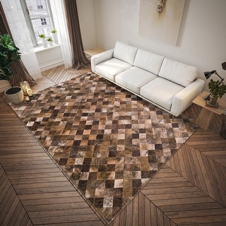 Laredo Diamond Faux Hide Patchwork Area Rug. - Bed Bath & Beyond - 37217588