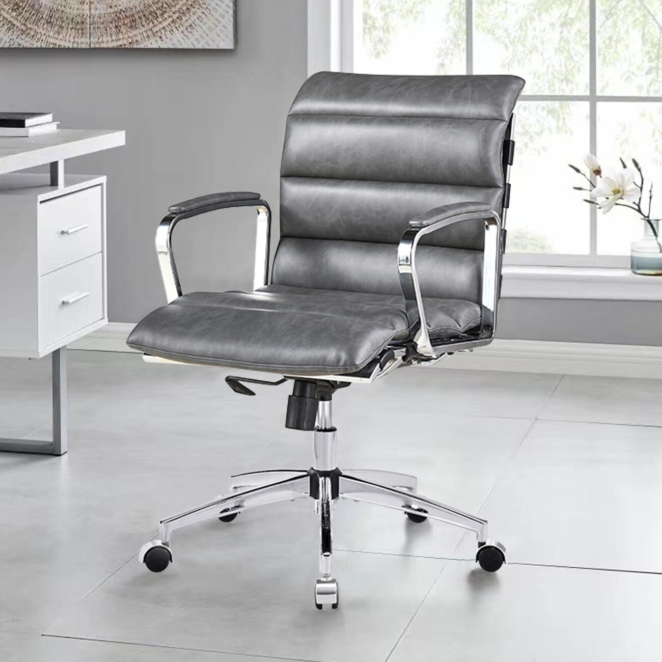 Modern swivel office desk chair luxury executive boss ergonomic ...