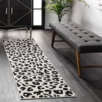 COSMOLiving Natura Snow Leopard Silver Shine Area Rug - On Sale - Bed ...