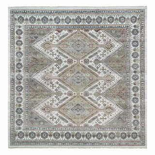 Shahbanu Rugs Ivory Shiraz Reimagined Unique Flower Rosettes Design ...